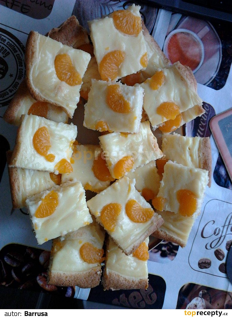 Rychlá buchta s ovocem a pudinkem recept - TopRecepty.cz