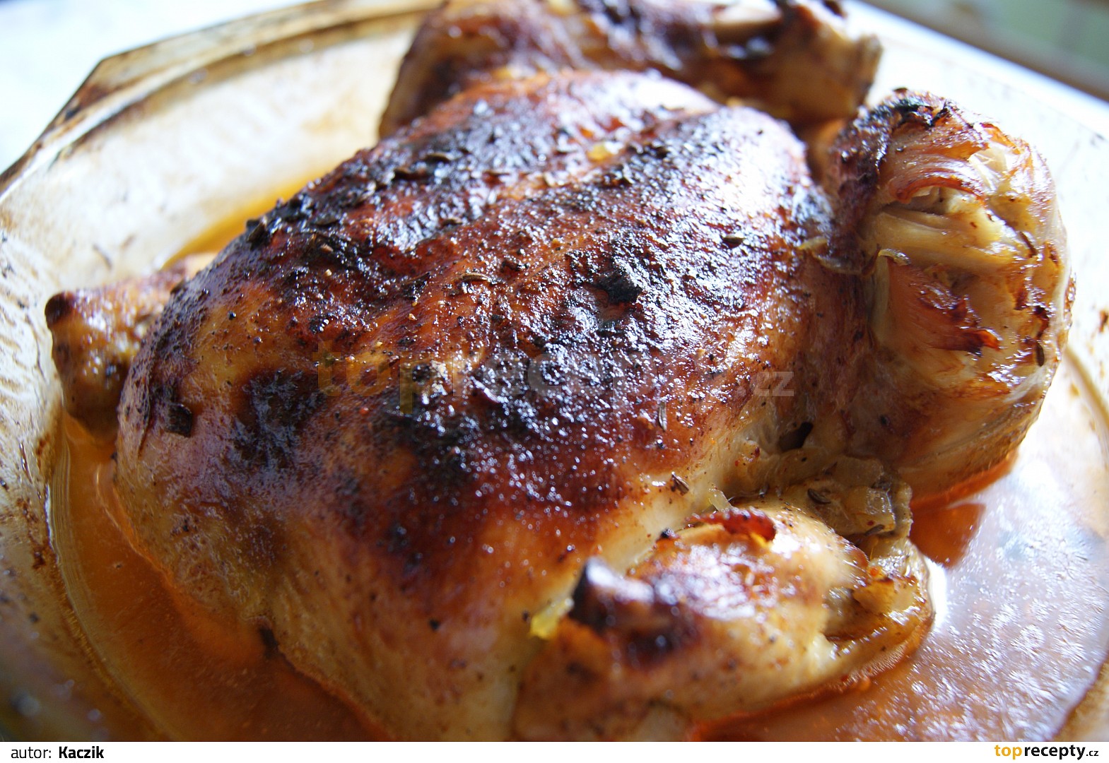 Kuře pečené na jalovčinkách recept - TopRecepty.cz