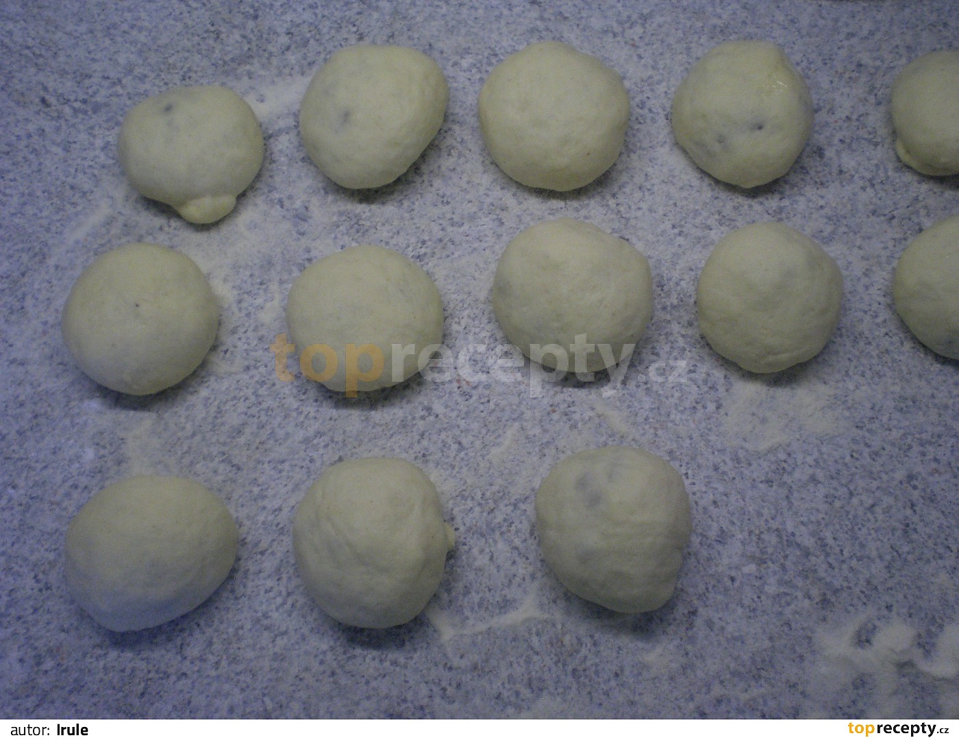 Alpský knedlík s krémem recept - TopRecepty.cz