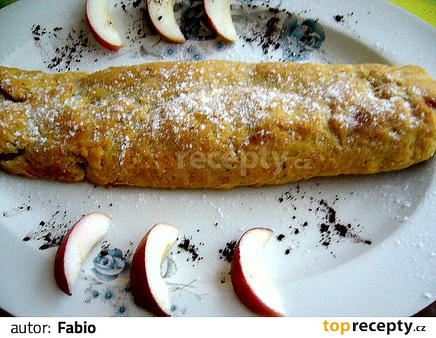 Jablkový závin pro chlapy recept - TopRecepty.cz