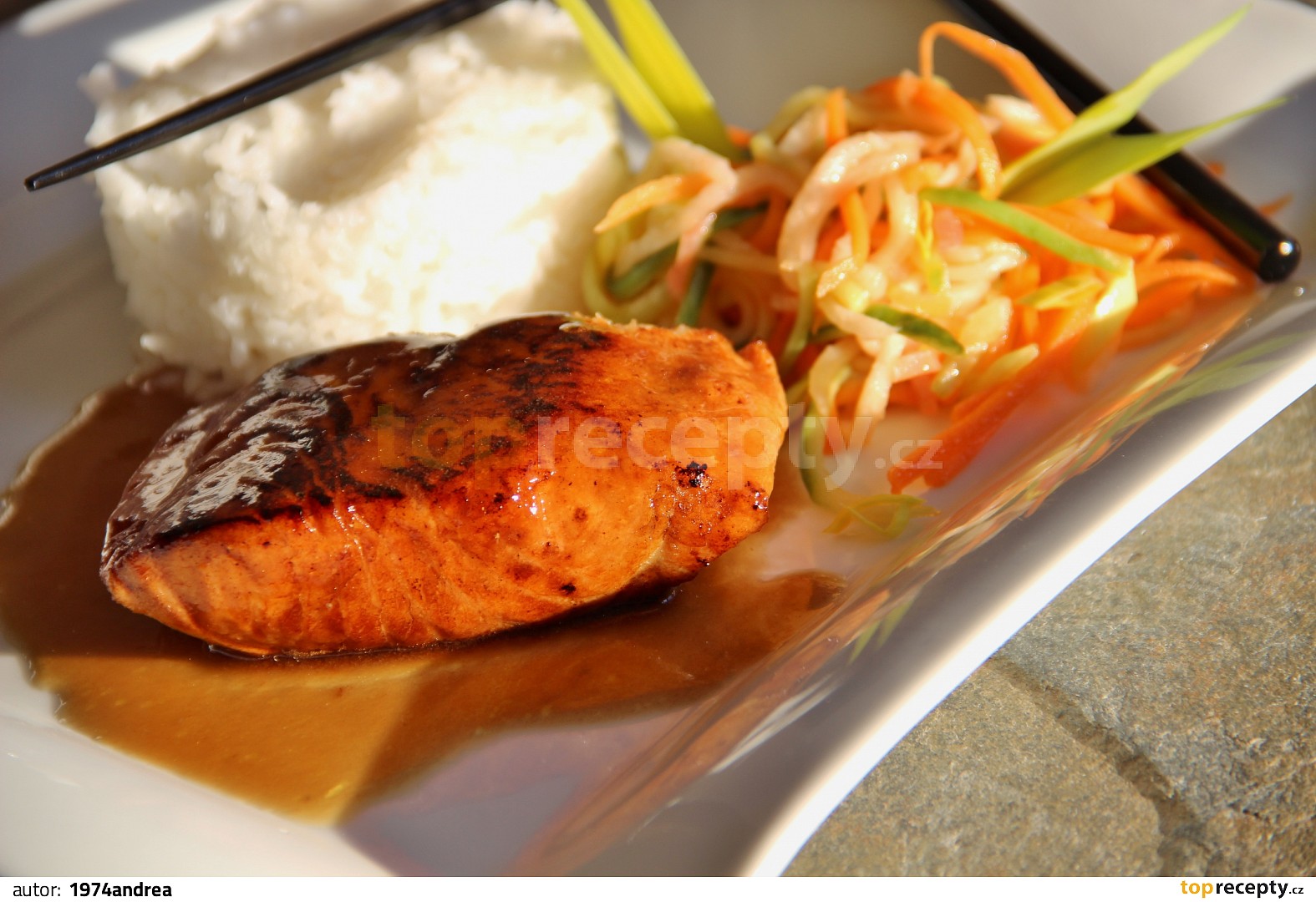 Losos v teriyaki marinádě recept - TopRecepty.cz
