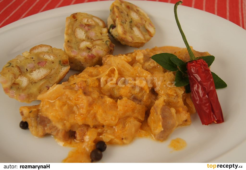 Vepřový perkelt se zelím (Székelygulyás) recept - TopRecepty.cz