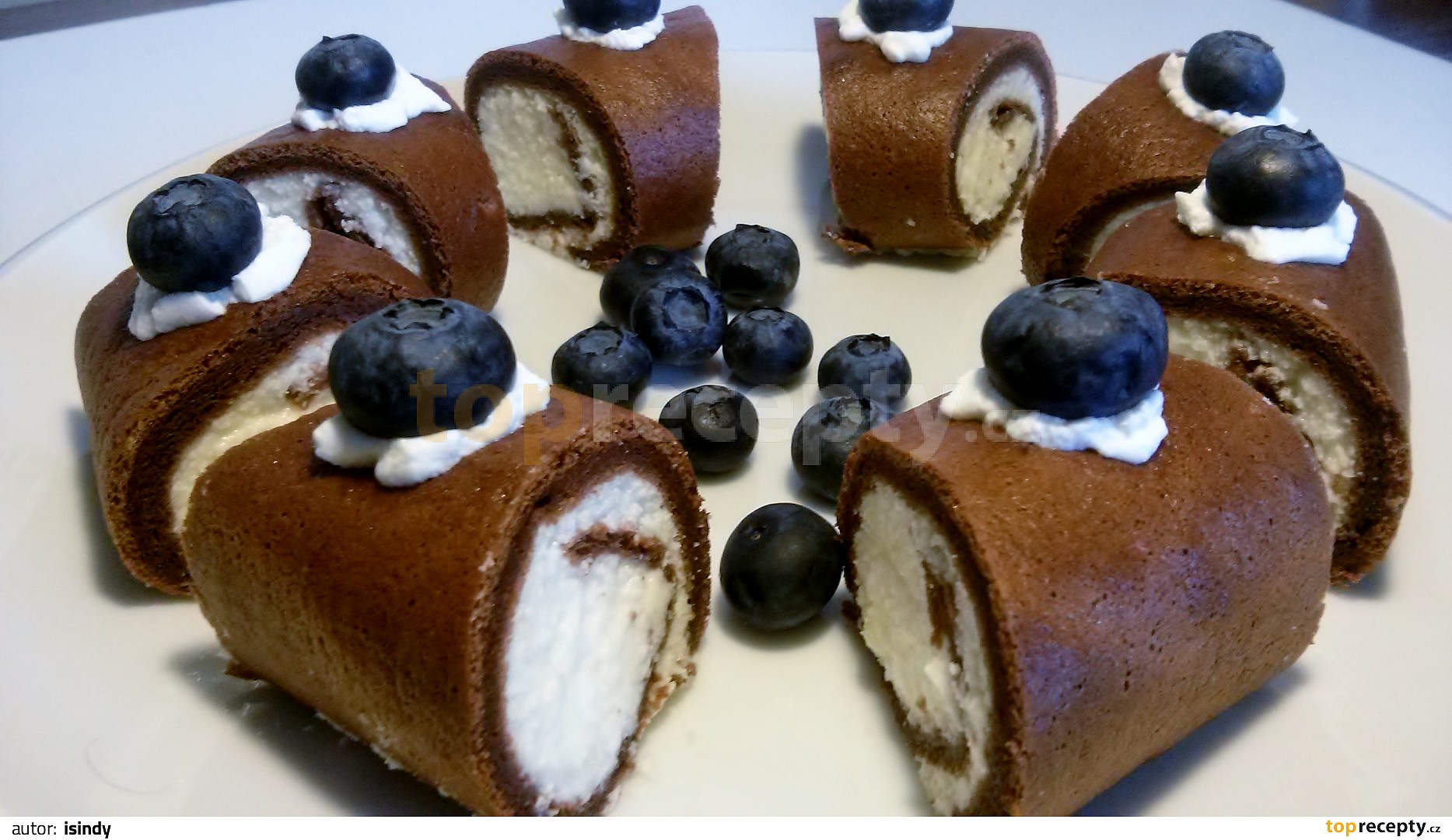 Bezlepková kakaová roláda recept - TopRecepty.cz