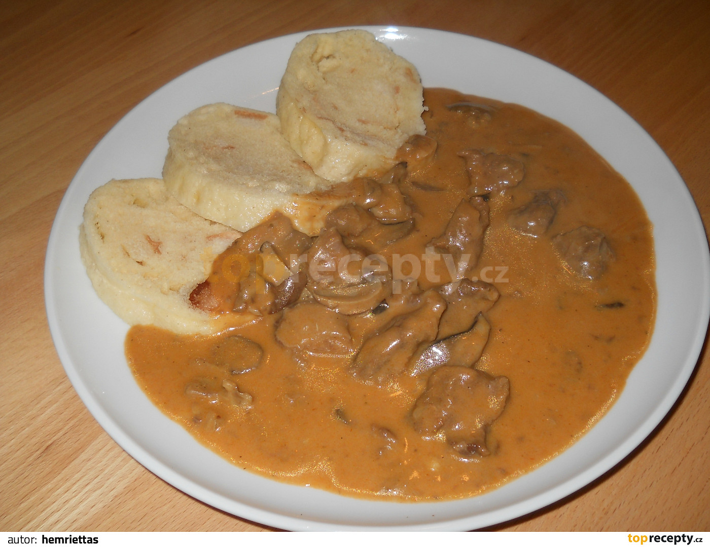 Hovězí krk Stroganov recept - TopRecepty.cz