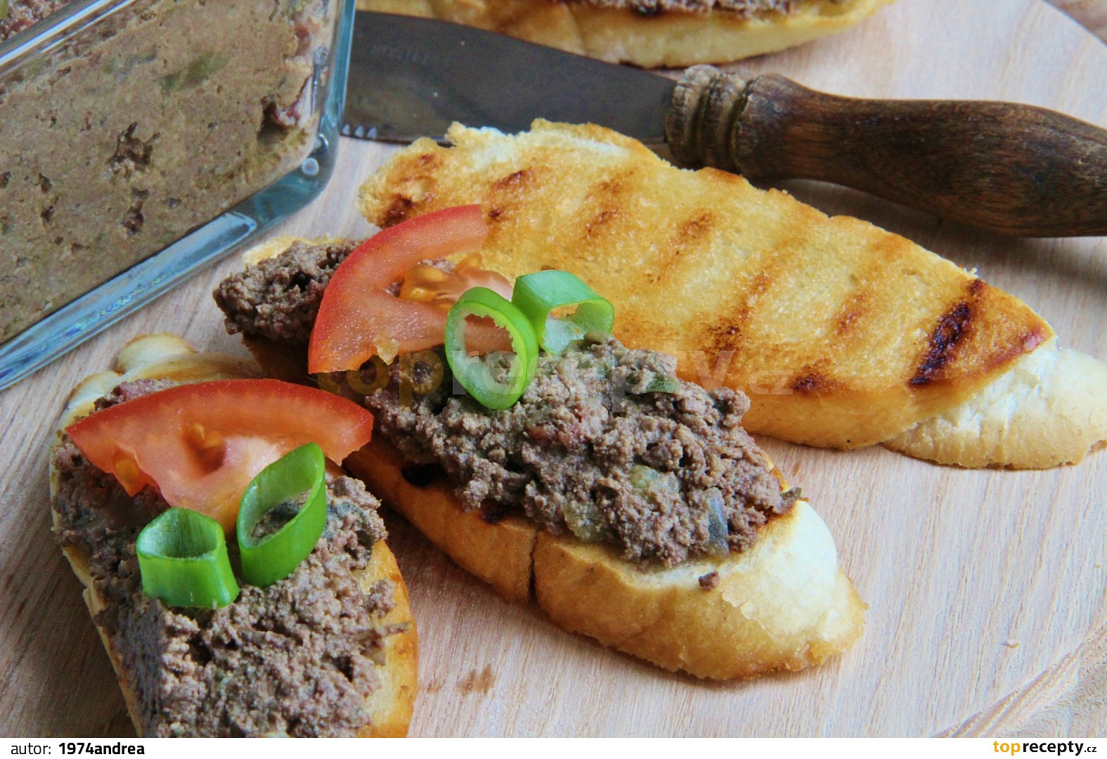 Toskánská játrová paštika recept - TopRecepty.cz
