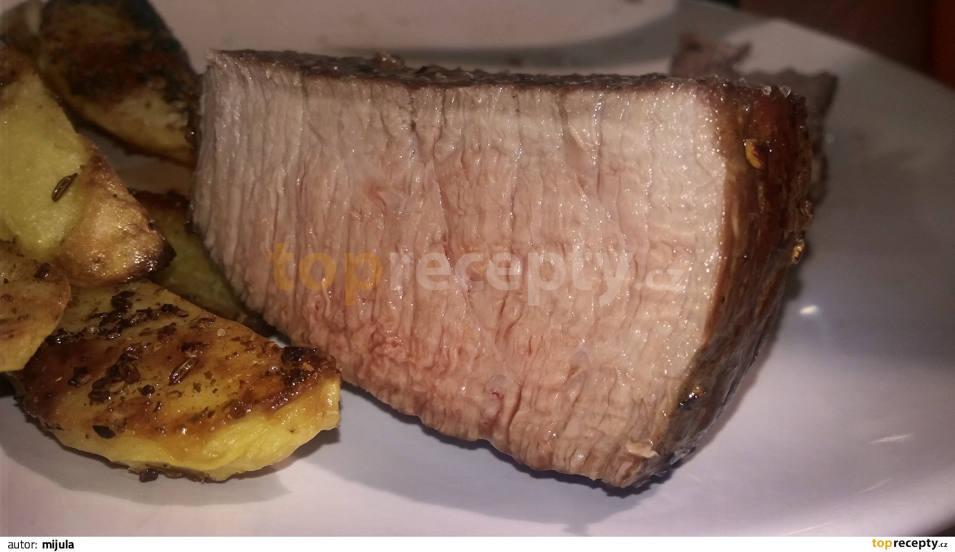 Hovězí biftek recept - TopRecepty.cz