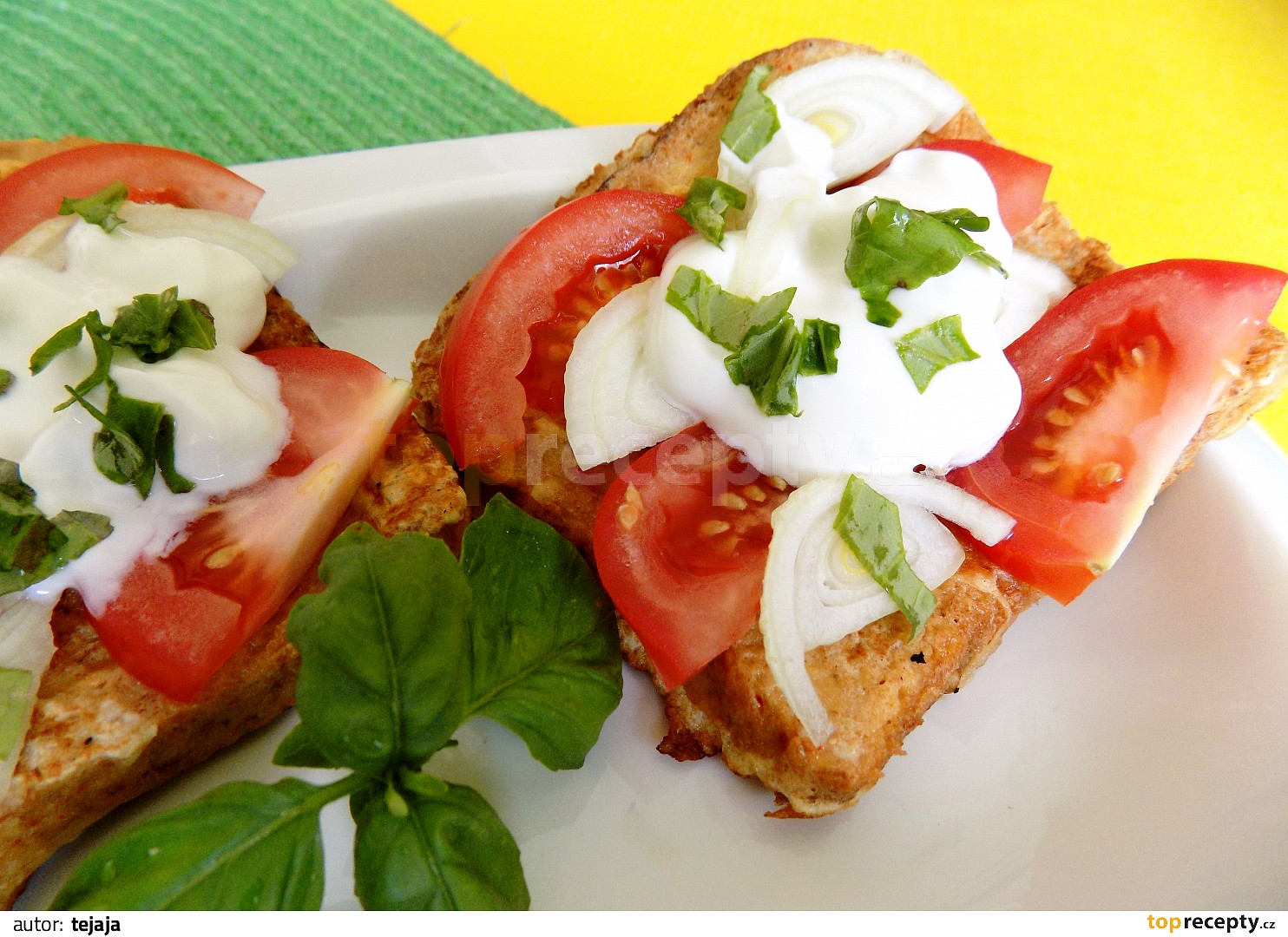 Letní obložené chlebíčky recept - TopRecepty.cz