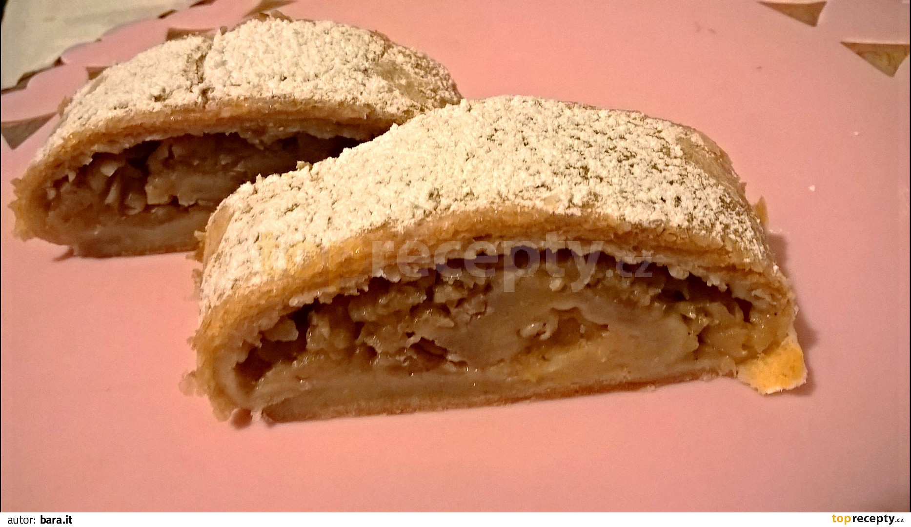 Jablkový závin pro chlapy - TopRecepty.cz