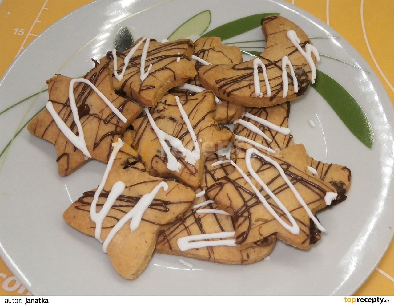 Ořechovo - brusinkové keksy - TopRecepty.cz