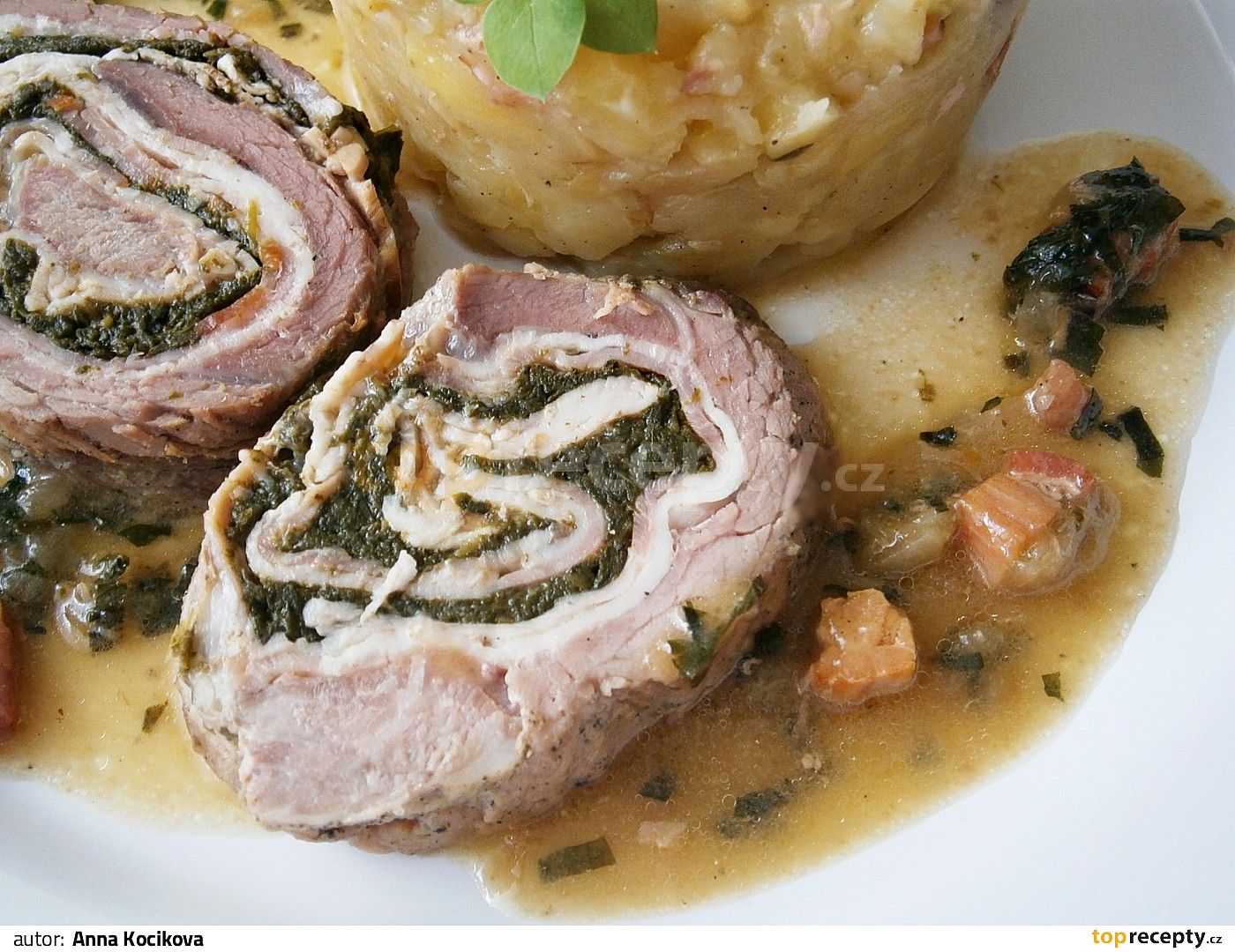 Vepřové rolády s jednoduchou náplní recept - TopRecepty.cz