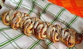 Čokoládový vrstvený pletenec recept - TopRecepty.cz