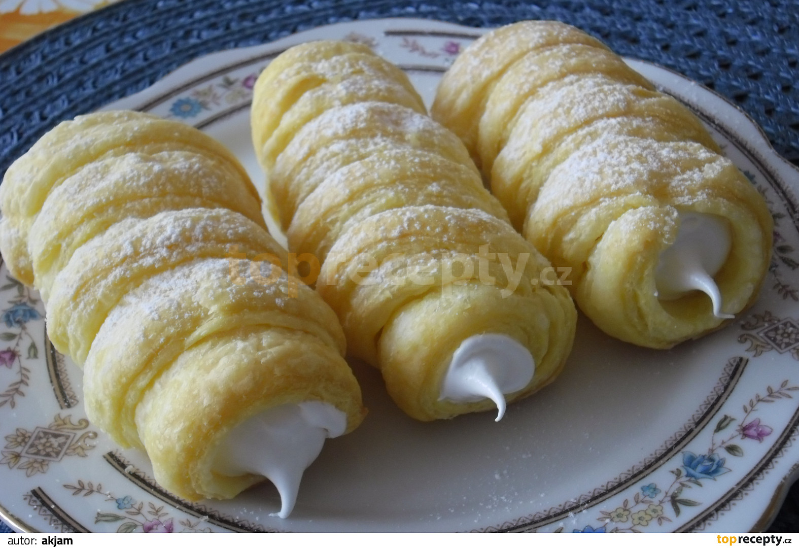 Nafoukané trubičky recept - TopRecepty.cz