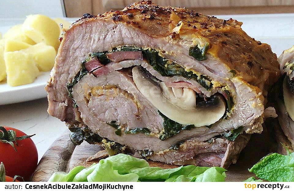 Plněná vepřová roláda s medvědím česnekem recept - TopRecepty.cz