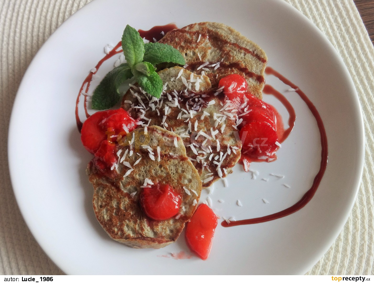 Banánové lívanečky recept - TopRecepty.cz