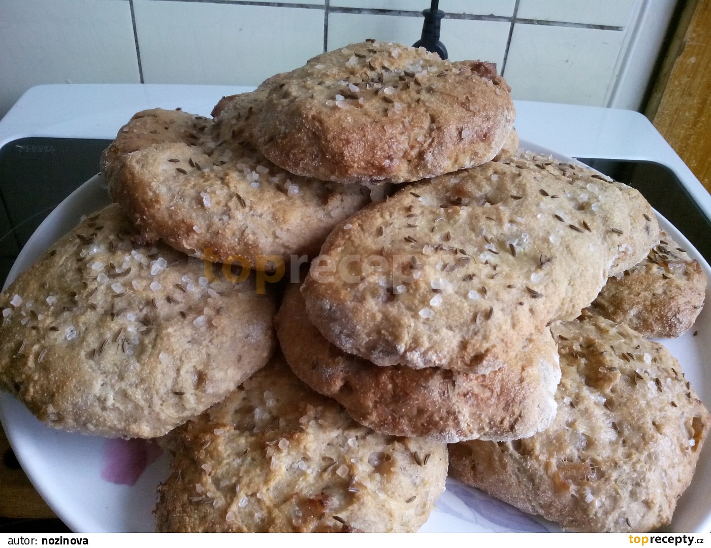 Zelné chlebové placky recept - TopRecepty.cz