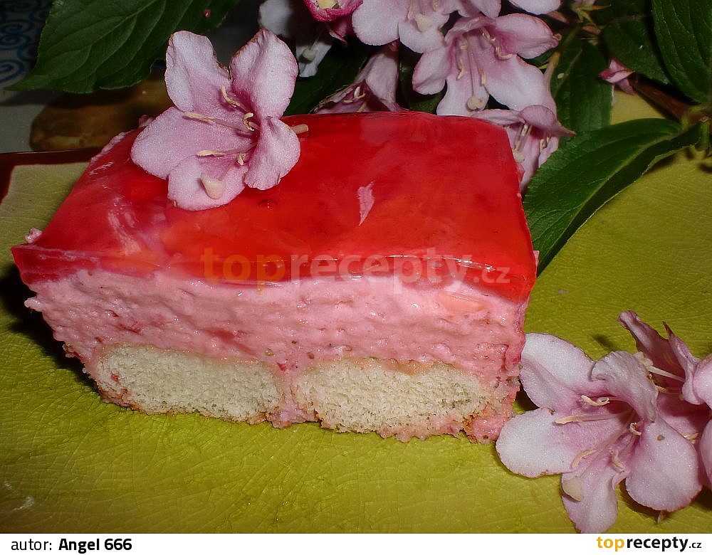 Jahodové nepečené řezy recept - TopRecepty.cz