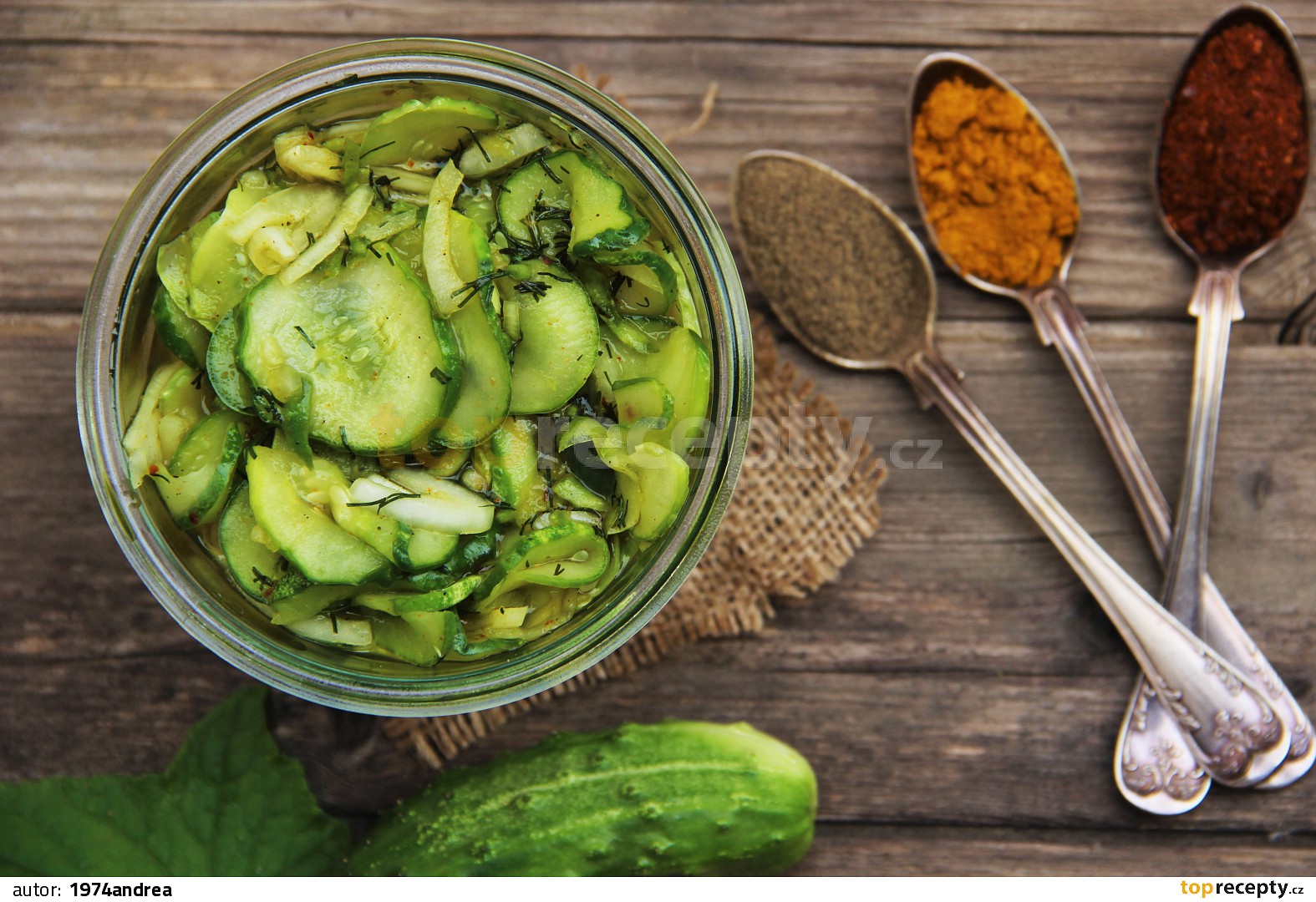 Americké okurky recept - TopRecepty.cz