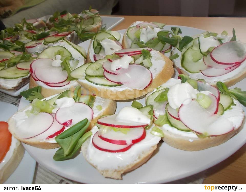 Chlebíčky se zeleninou recept - TopRecepty.cz