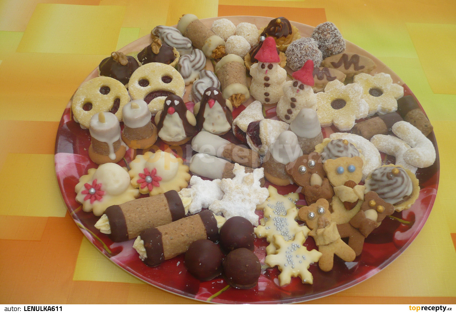 Vánoční cukroví 2014 recept - TopRecepty.cz