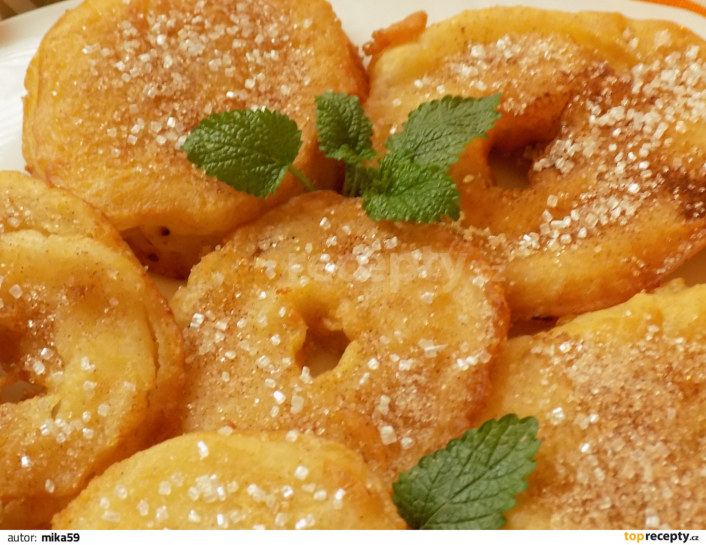 Jablka v těstíčku z kokosového mléka recept - TopRecepty.cz