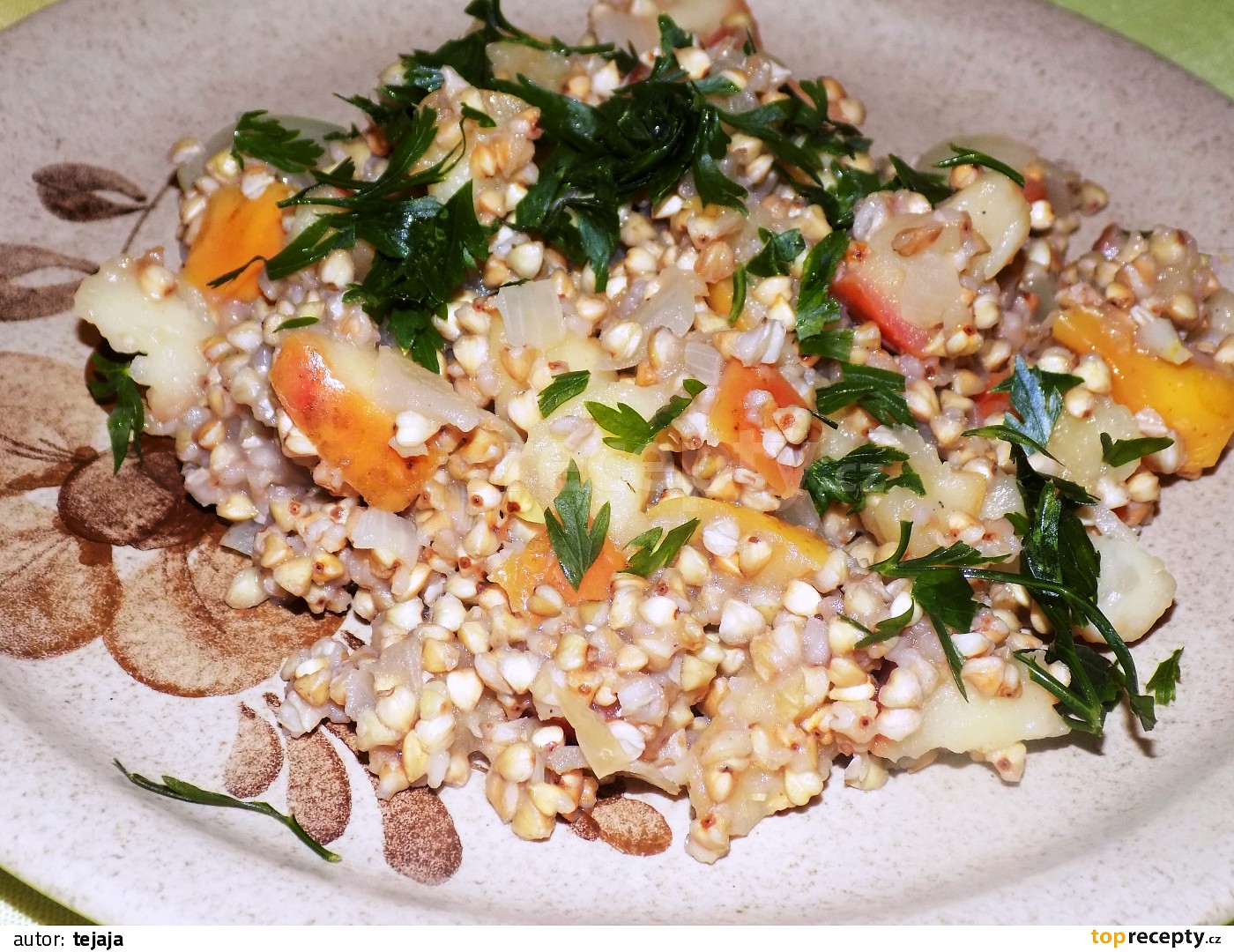 Pohanka s jablky recept - TopRecepty.cz