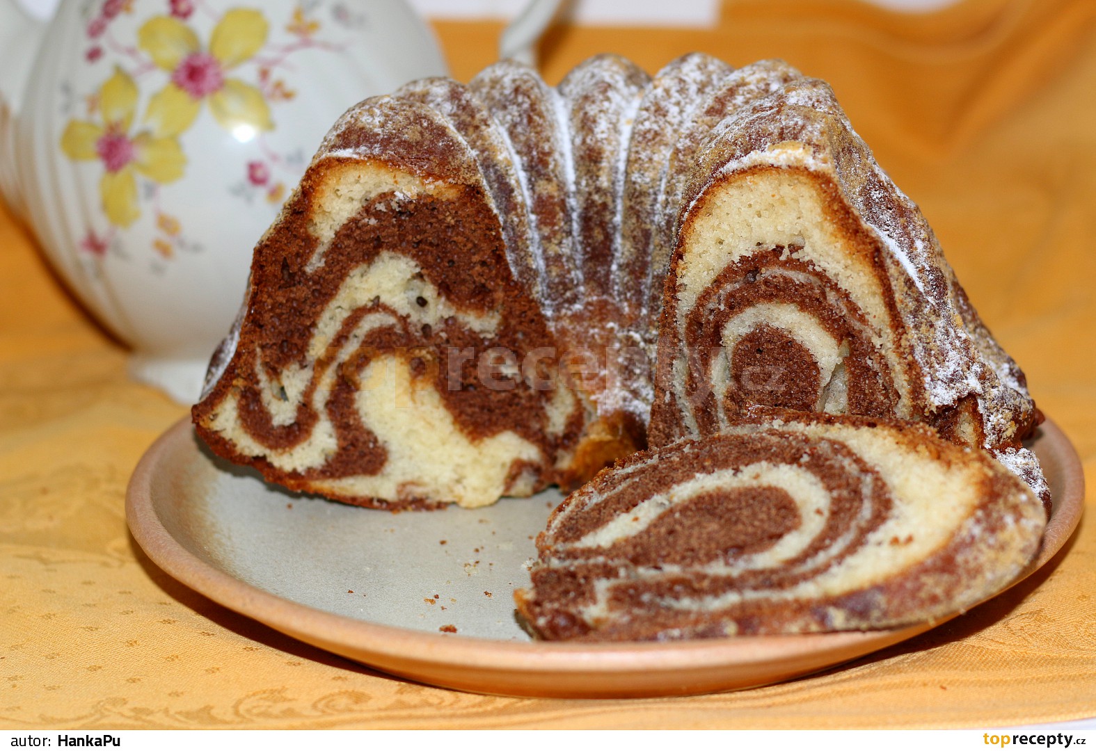 Rychlá hrníčková bábovka recept - TopRecepty.cz