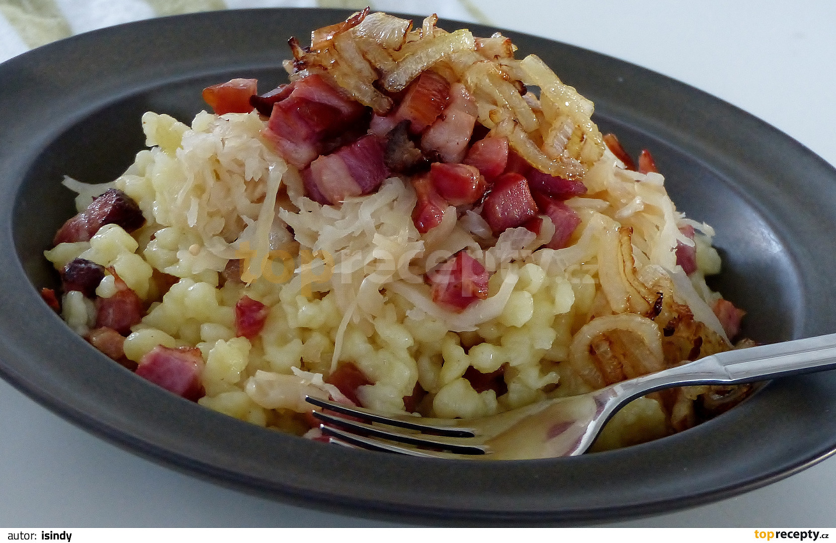 Halušky s uzeným masem a kysaným zelím recept - TopRecepty.cz