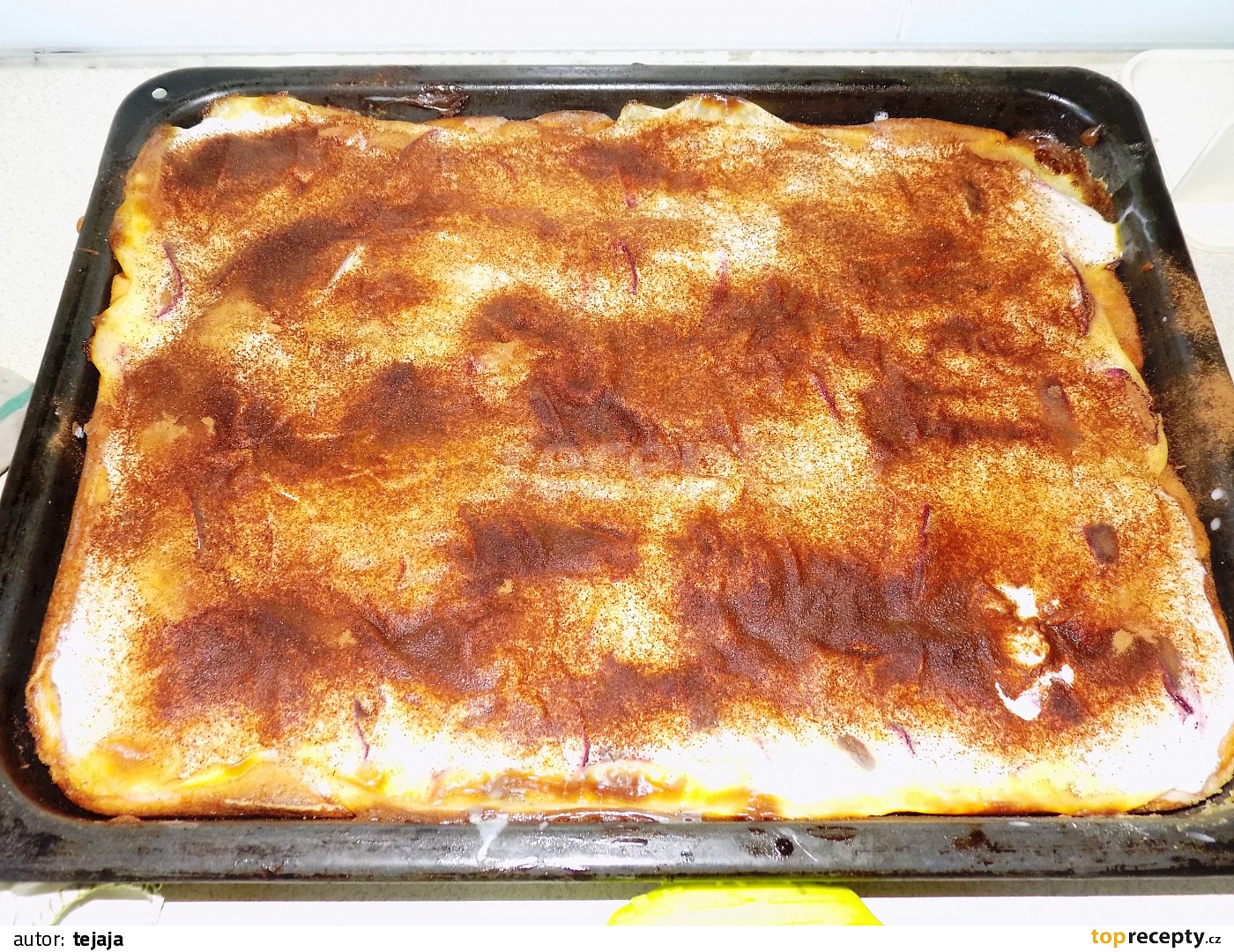 Peřinková buchta s pudinkem - TopRecepty.cz