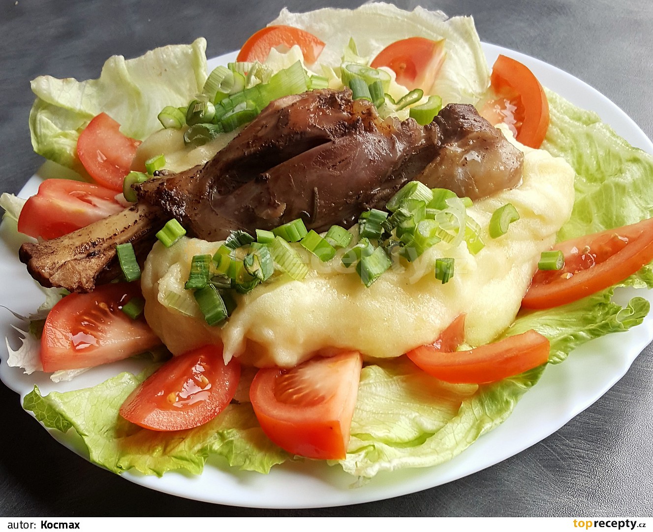Jehněčí kolínko na víně recept - TopRecepty.cz