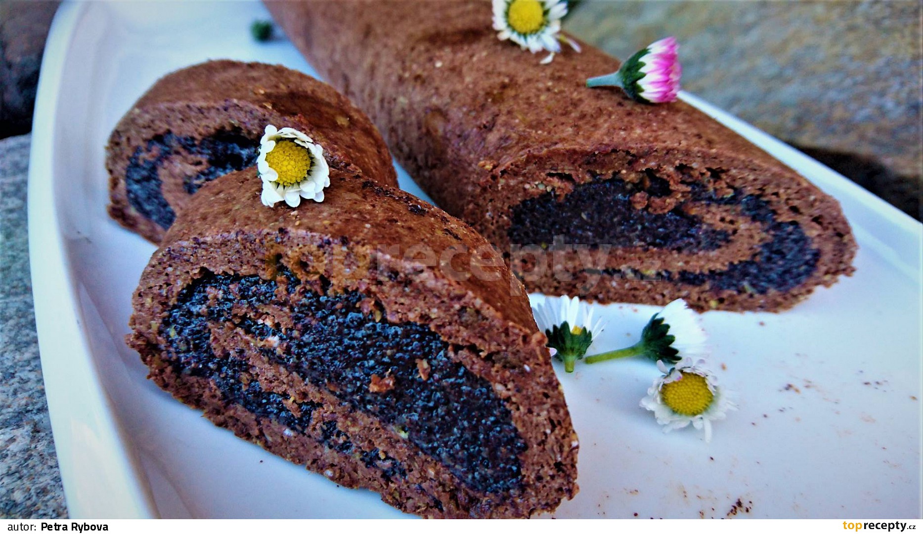 Makový RAW závin bez ořechů recept - TopRecepty.cz