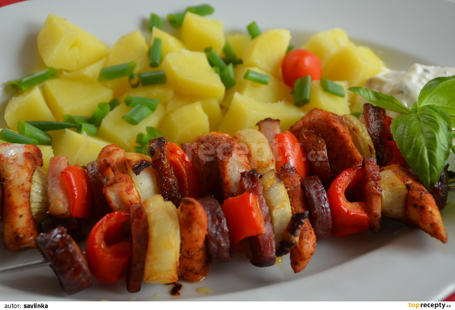 Kuřecí špízy recept - TopRecepty.cz