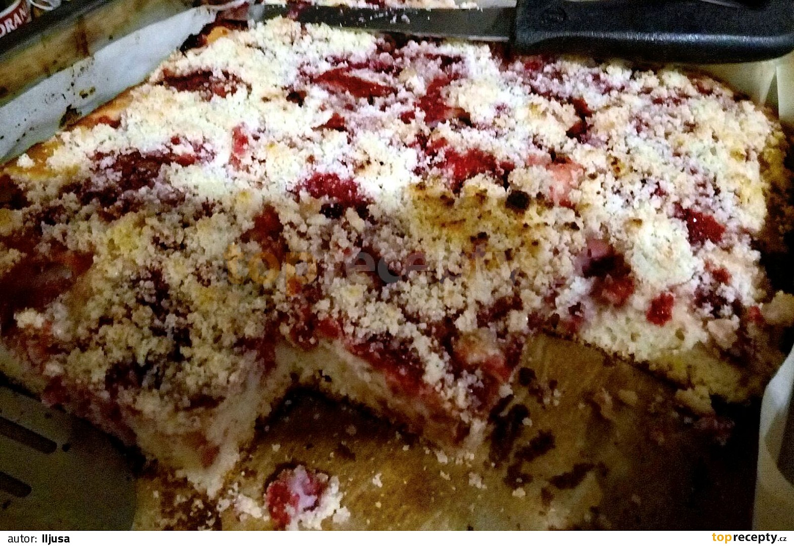 Rychlý koláč s jostou recept - TopRecepty.cz