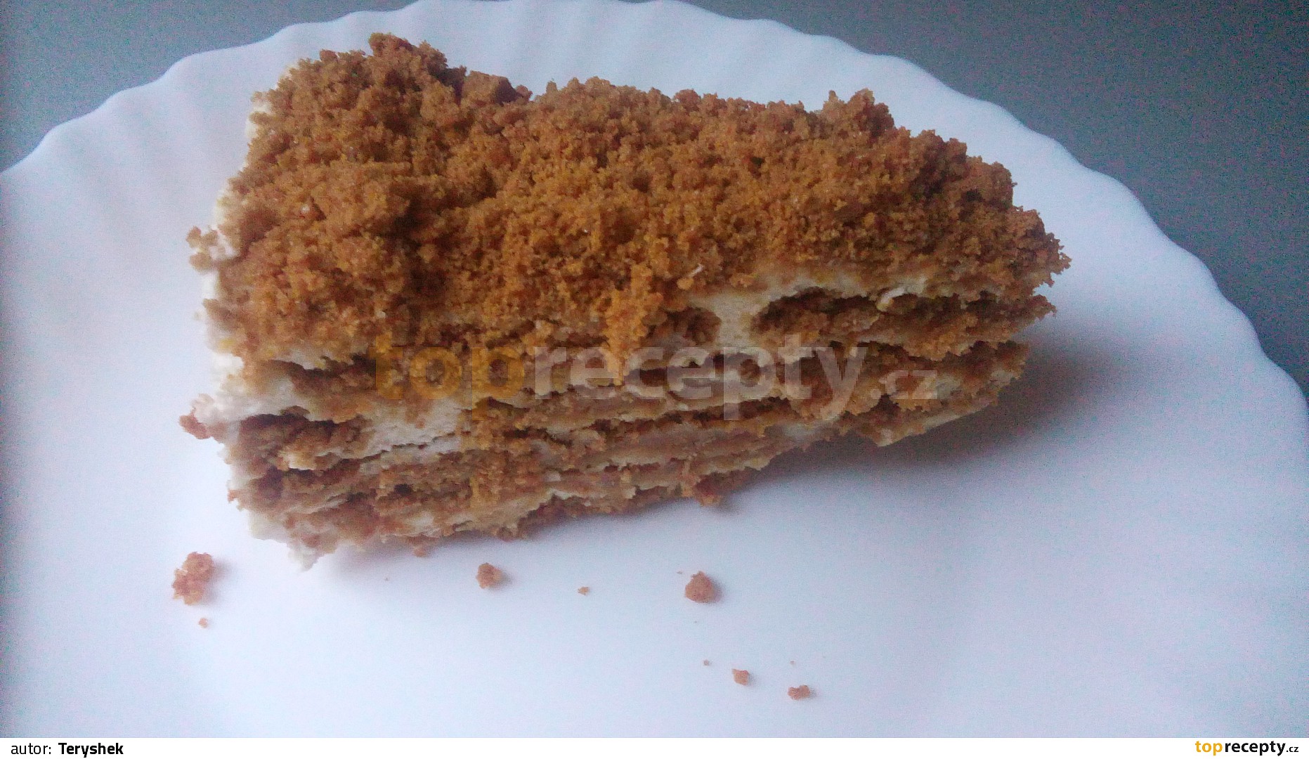 Domácí nepečený medovník recept - TopRecepty.cz