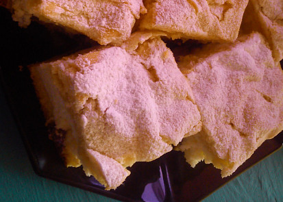 Tvarohové řezy, velmi šťavnaté - TopRecepty.cz