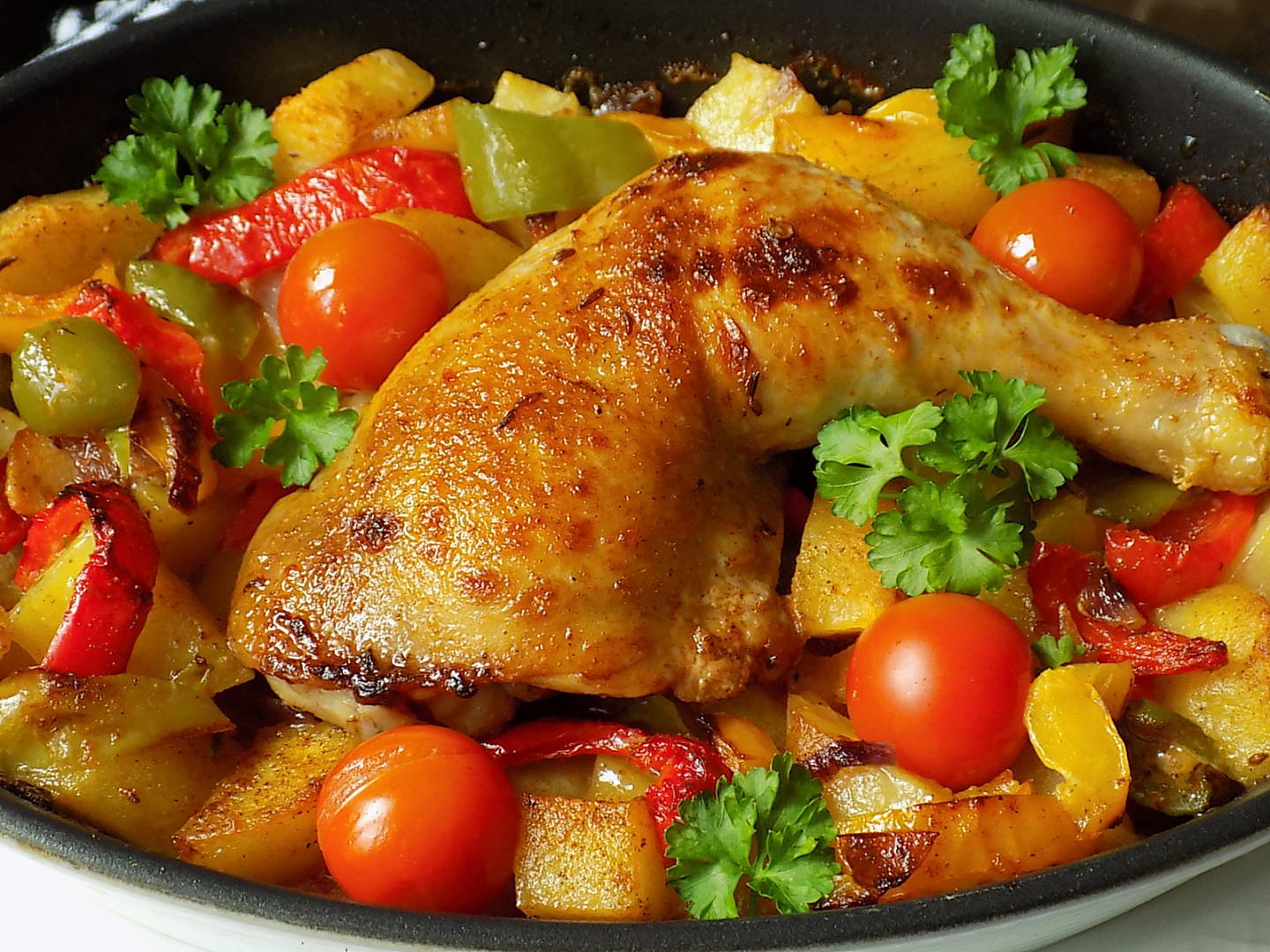 Kuře pečené v zelenině - TopRecepty.cz