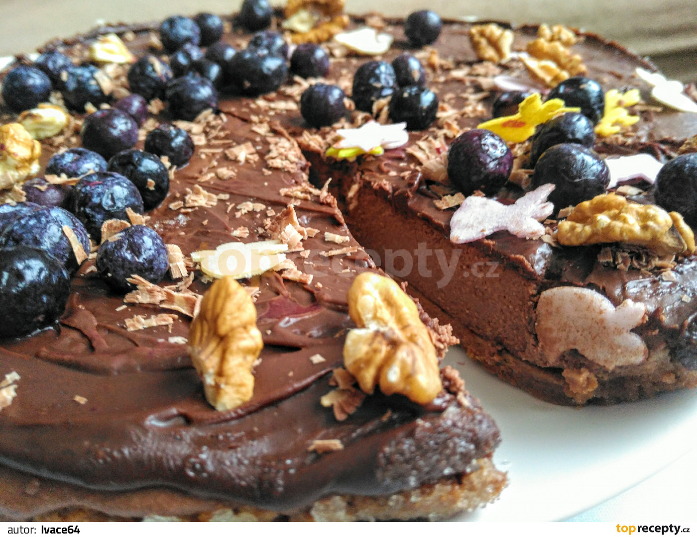 Nepečený čokoládovo-karamelový cheesecake recept - TopRecepty.cz