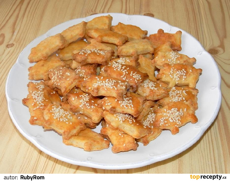 Sýrové pečivo k vínu recept - TopRecepty.cz