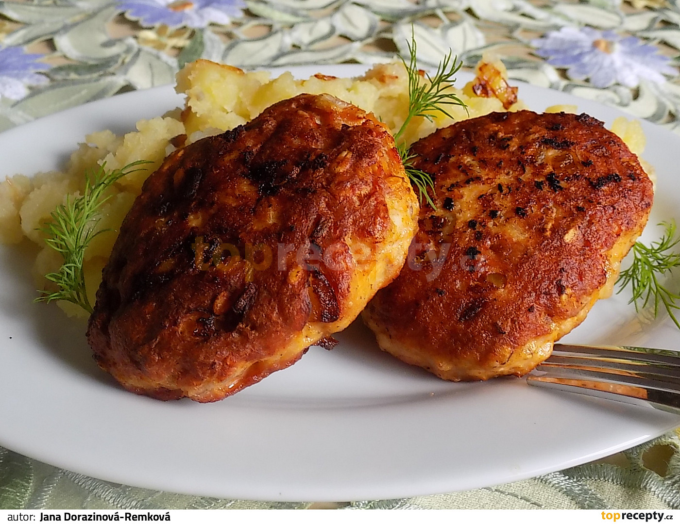 Kuřecí cibulové řízečky recept - TopRecepty.cz