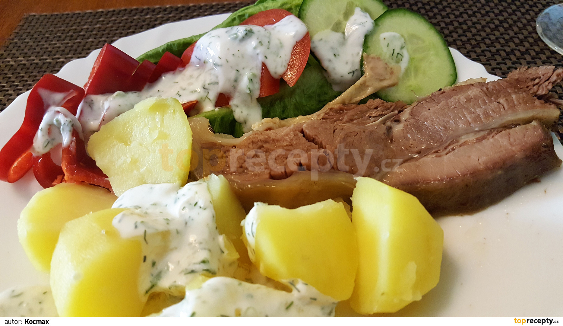 Pomalu pečené hovězí žebro recept - TopRecepty.cz