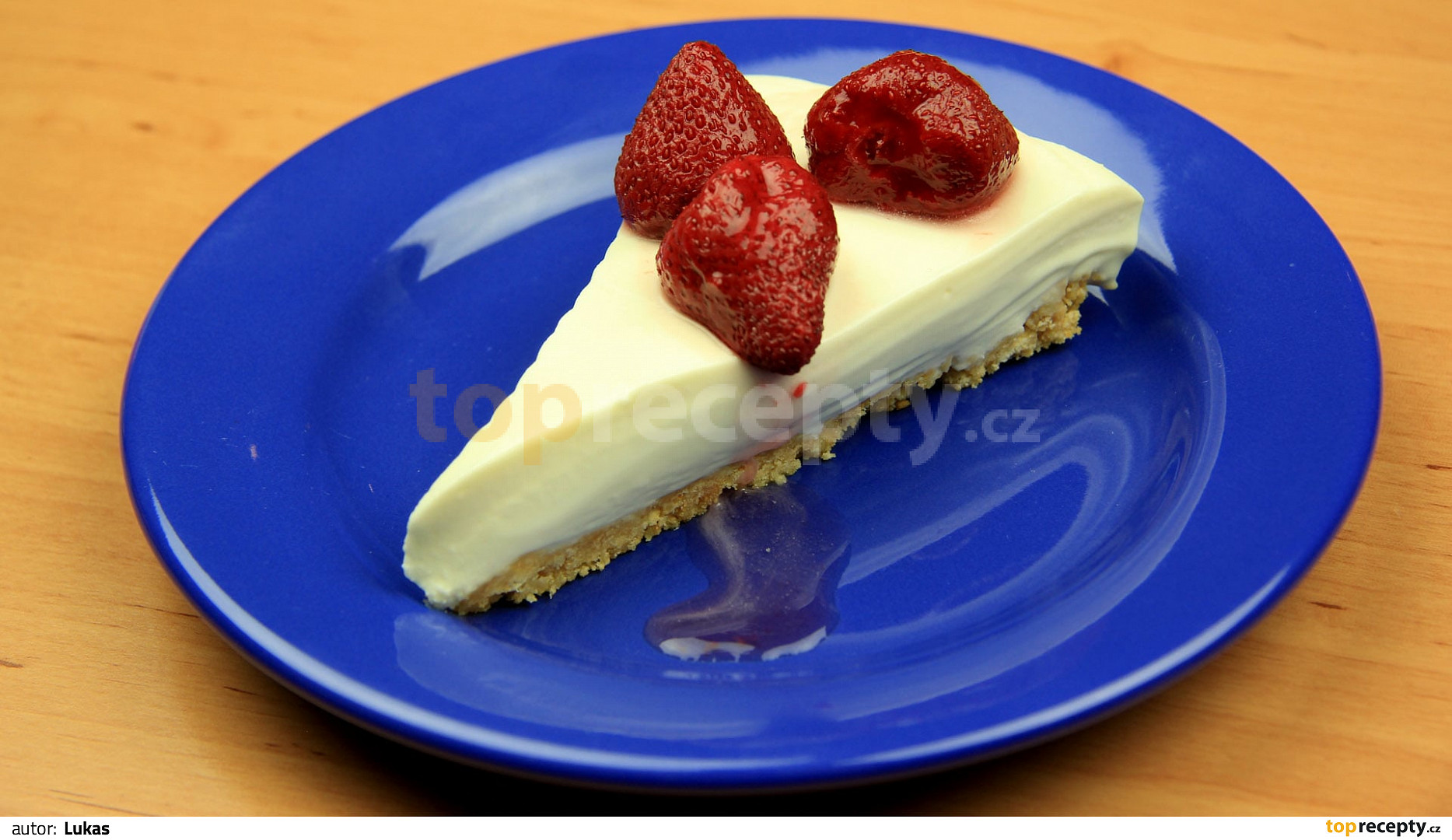 Nepečený cheesecake s ovocem recept - TopRecepty.cz