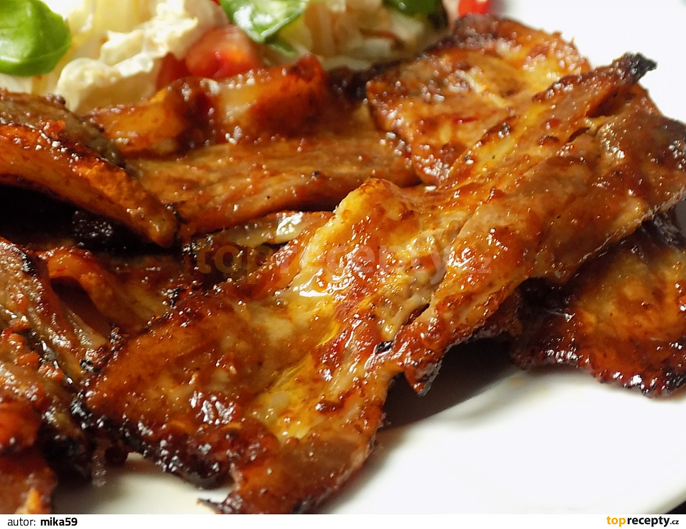 Pikantní marinovaný bůček recept - TopRecepty.cz