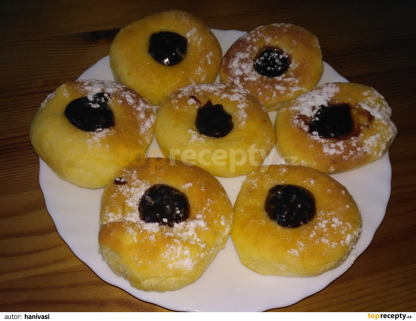 Jednoduché kynuté koláče recept - TopRecepty.cz
