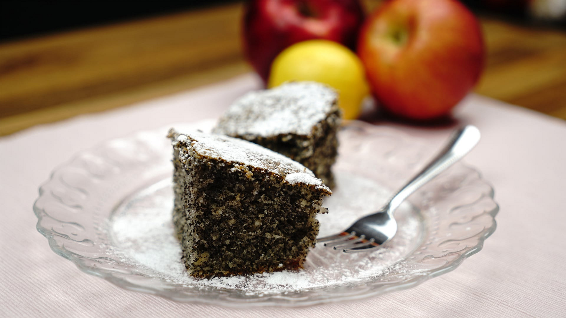 Luxusní a rychlý makovník - TopRecepty.cz