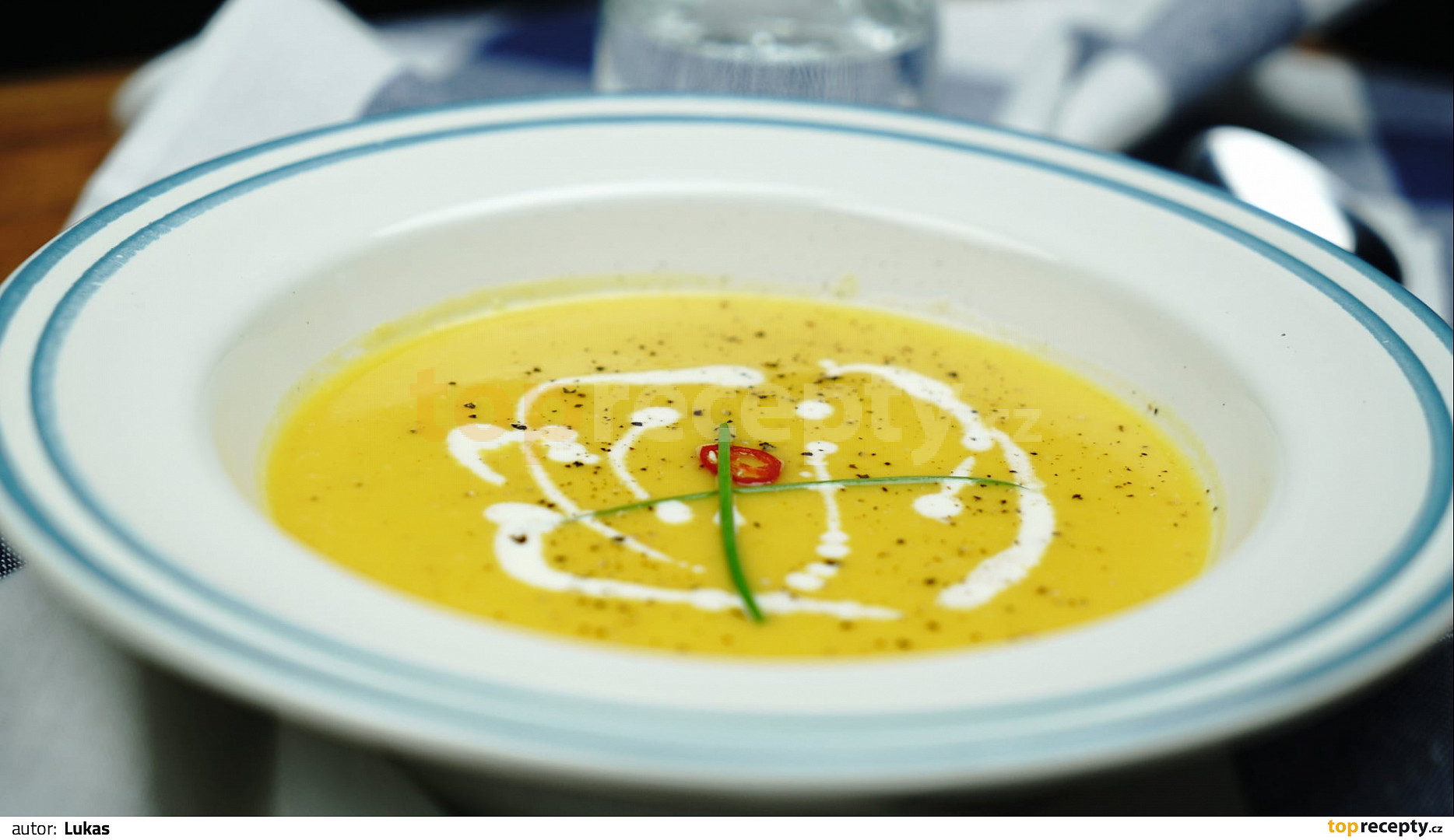 Dýňová polévka recept - TopRecepty.cz