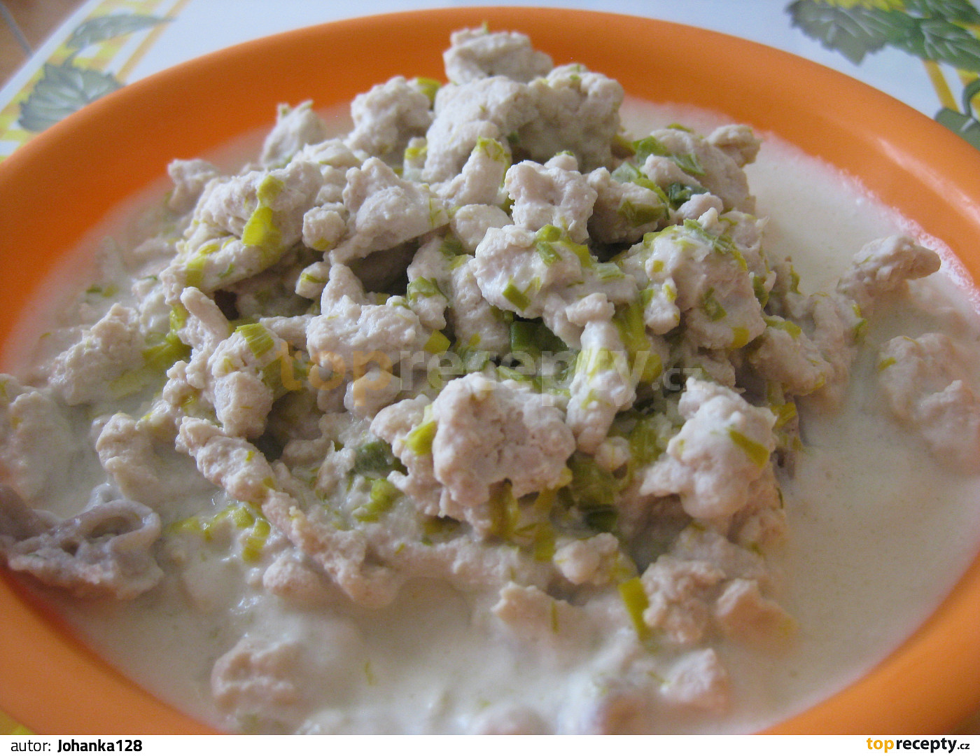 Krůtí mleté maso v kokosové omáčce recept - TopRecepty.cz