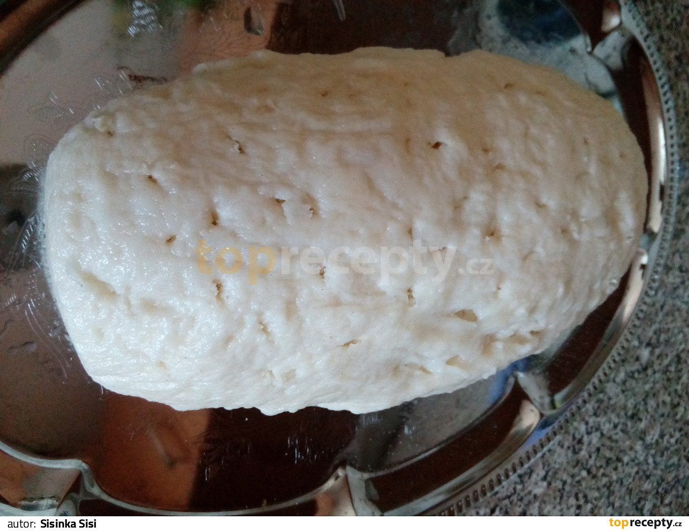 Kynutý houskový knedlík 2 recept - TopRecepty.cz