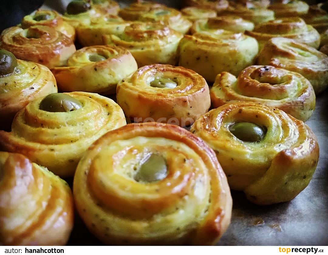 Slané pečivo s kurkumou recept - TopRecepty.cz