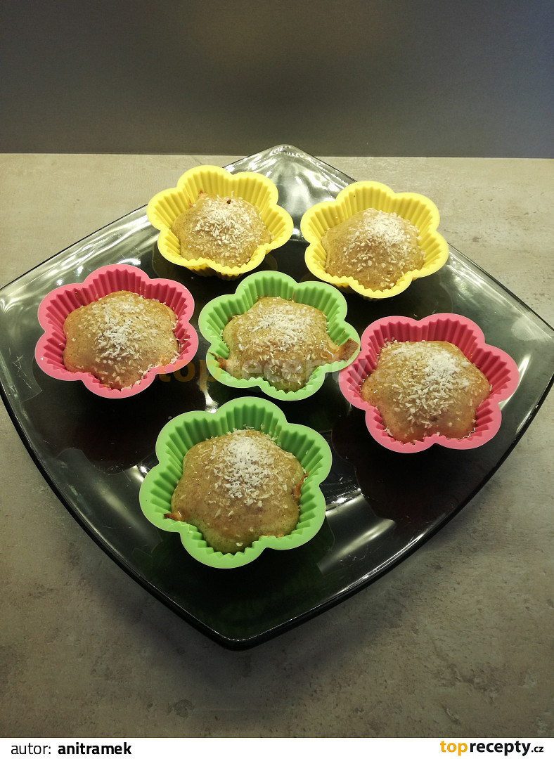 Celozrnné muffiny s medovou polevou - TopRecepty.cz