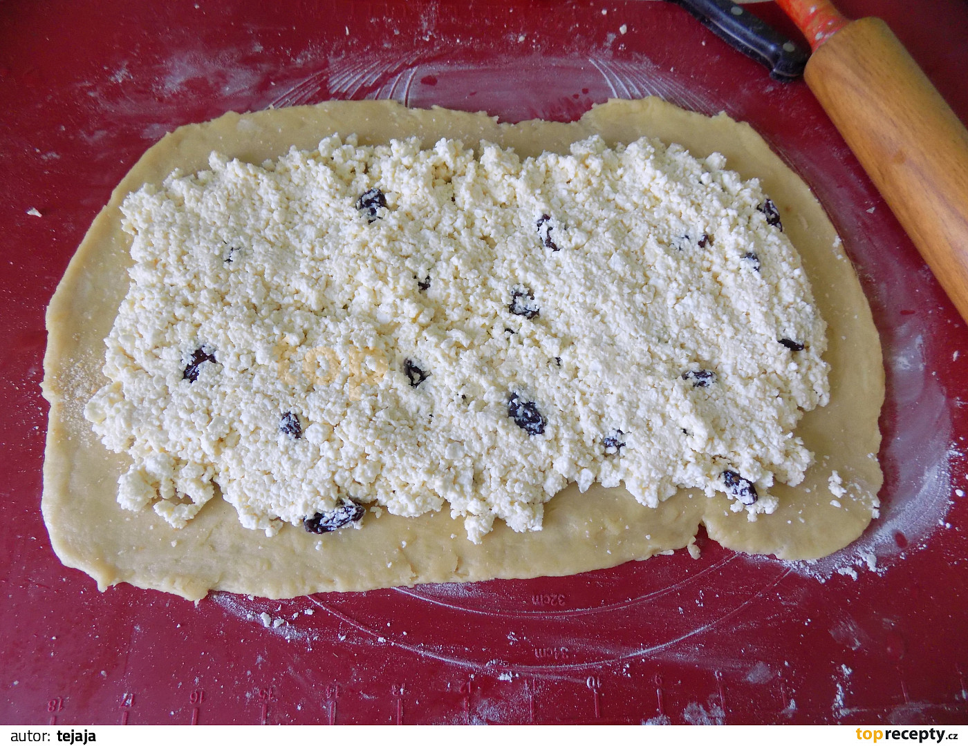 Tvarohový závin z olejového těsta recept - TopRecepty.cz