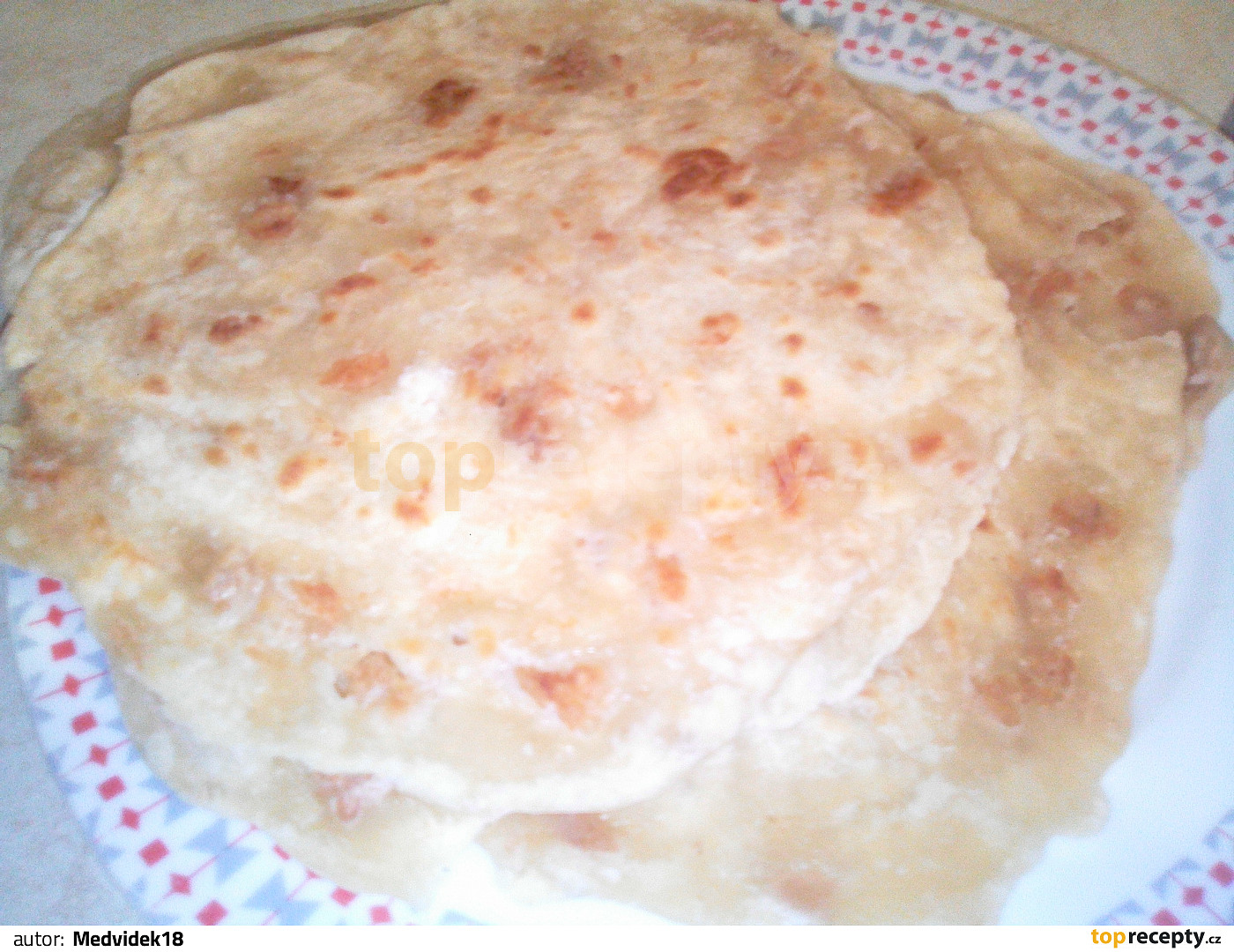 Babičky škvarkové placky recept - TopRecepty.cz